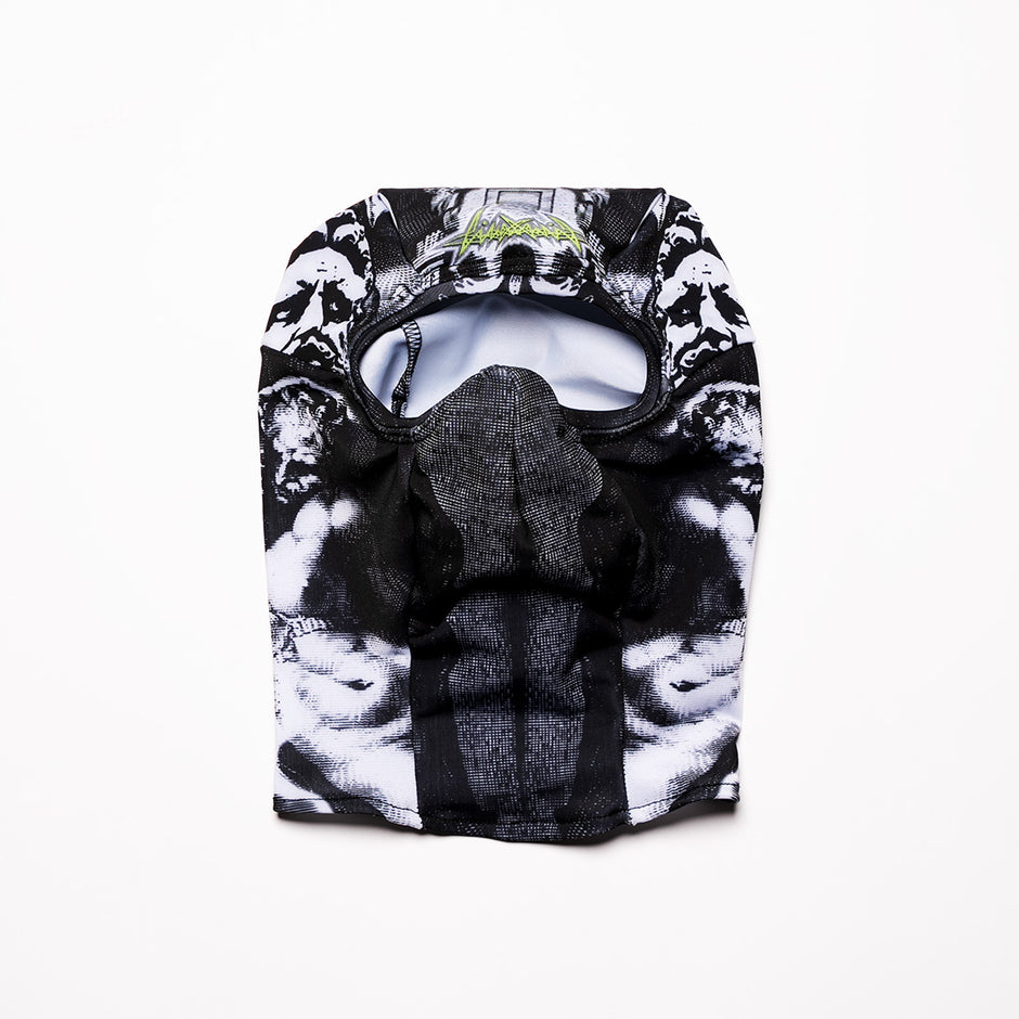 READY TO WEAR – THE TIMELESS REALM